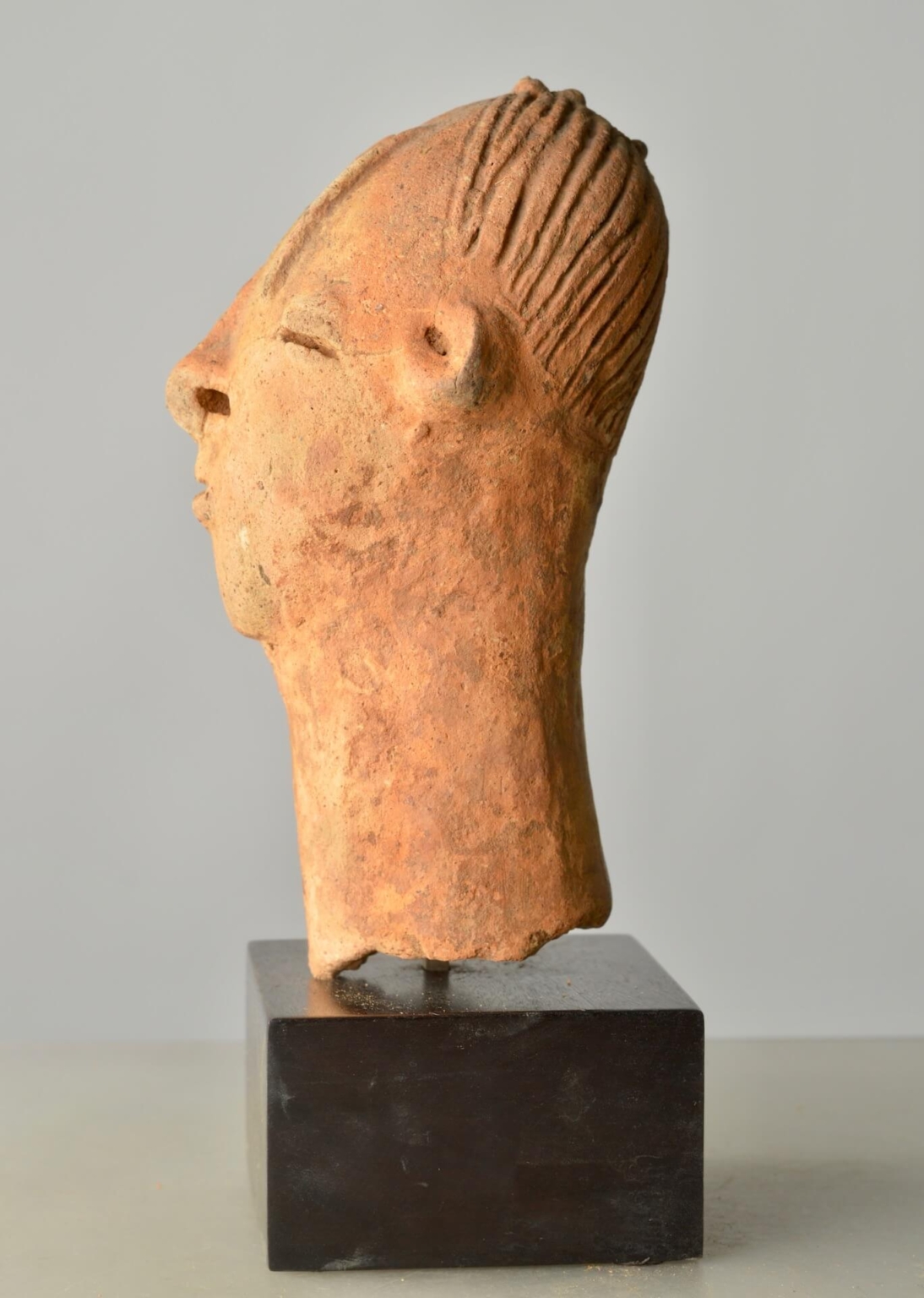 Bura Head with Vertical Scars